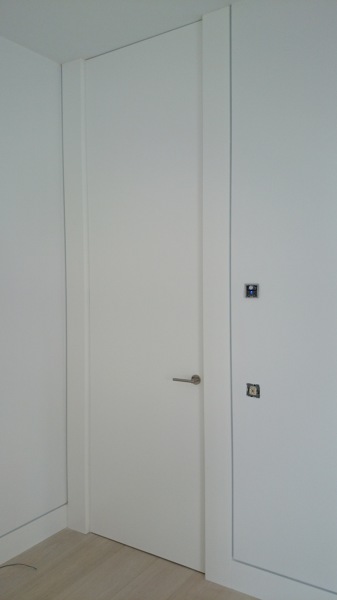 Foto: Puerta de Paso hasta Techo de V g Fijaciones de Madera #1266496 ...