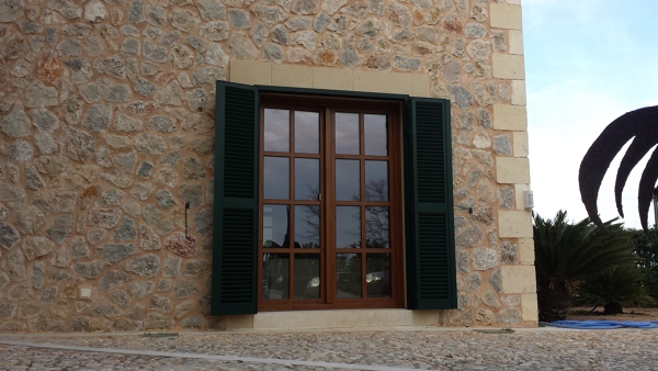 Foto: Puerta PVC en Color Roble Dorado de Don Balear S.L. #2125640 ...