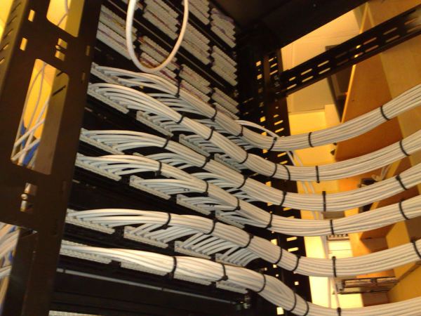 Foto: Rack de Lampisteria Barna #1764839 - Habitissimo