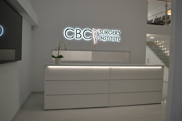 Foto: Recepción Logo Retroiluminado de Kulmak #3209743 - Habitissimo