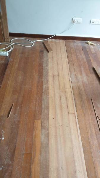 Foto: Reparación de Tarima Maciza. de K. D. T. Gasteiz Parquet #2949943 ...