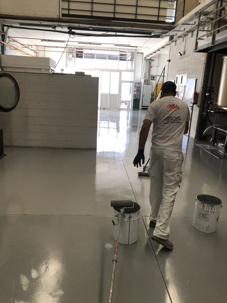 Foto: Resultado Final con Acabado Poliuretano Color Gris de Mundo Tonos ...