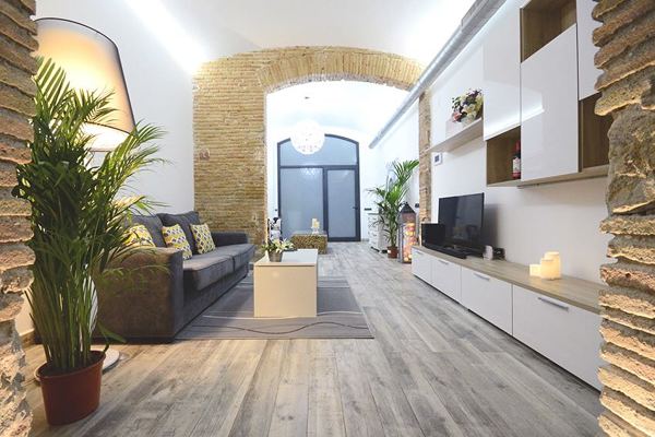 Interiorismo para un piso en el raval de barcelona | habitissimo