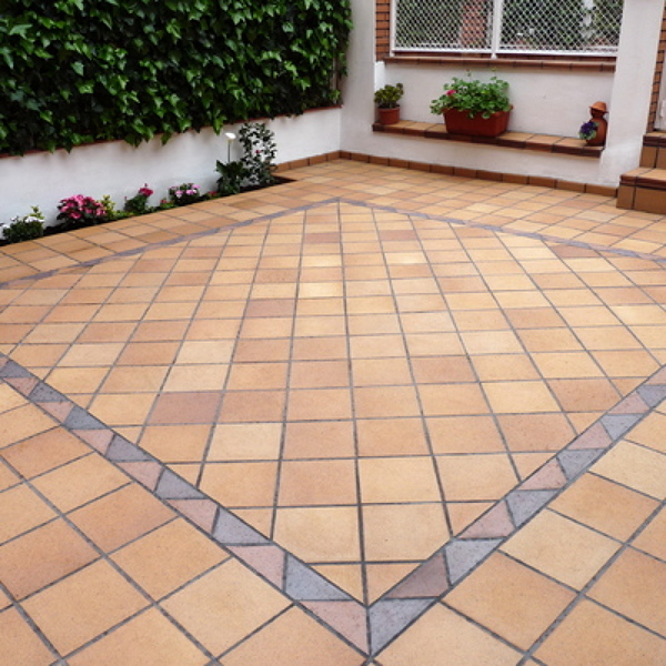 Foto: Solado Patio de Renovhouse Obras Y Servicios #1000262 - Habitissimo