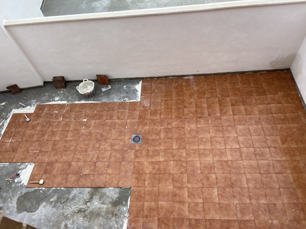 Foto: Solado Patio de SAS #3128903 - Habitissimo
